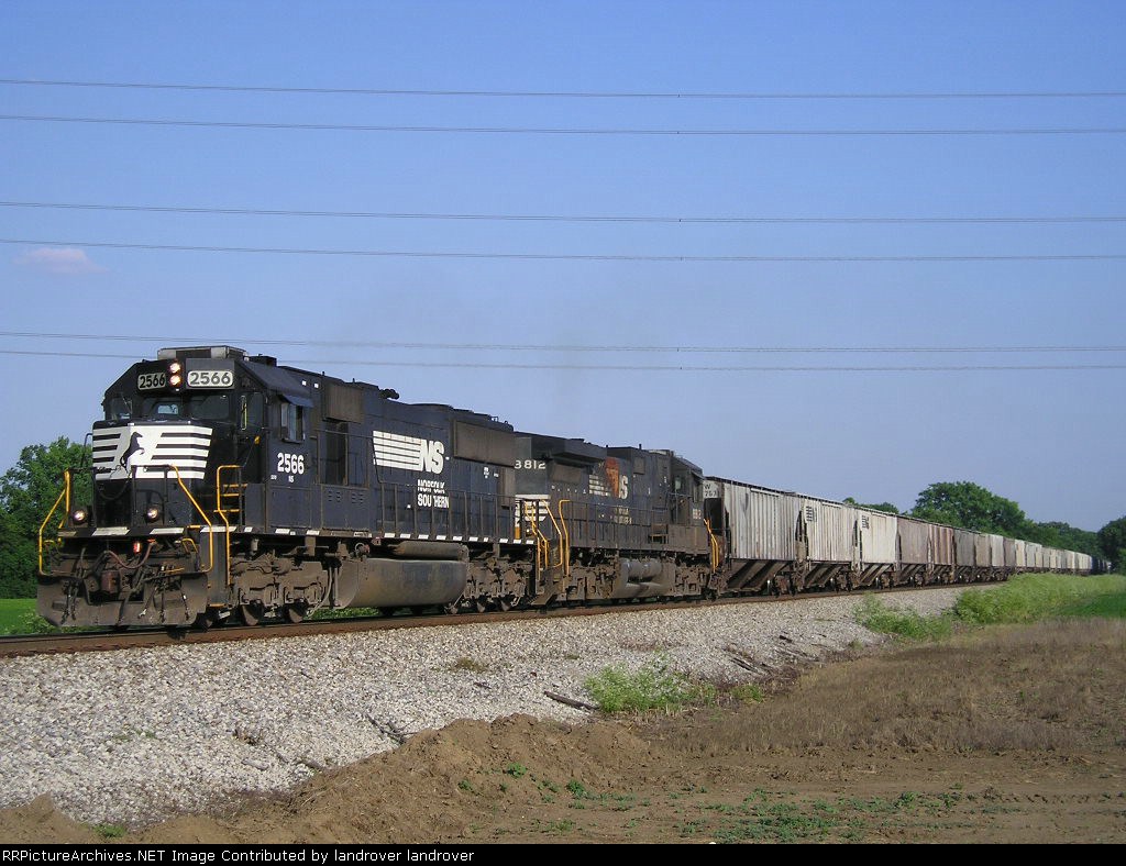 NS 2566 Westbound On NS 48 A